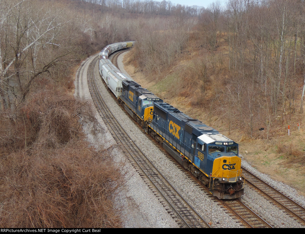 CSX 4585 and 4801